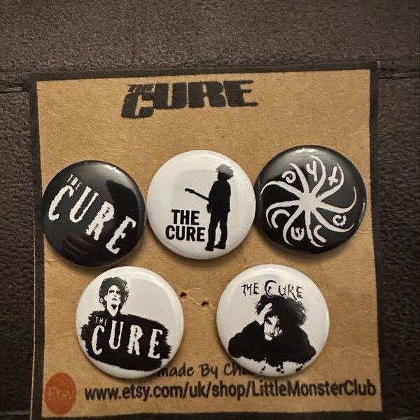 GERARD WAY Badge Pack Pin Badges Buttons Stocking Filler Emo Badge ...