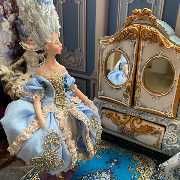 Handmade LED Shadow Box – Painted Ash Wood With Mirror & Decor ...