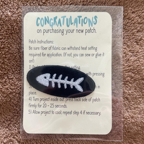 Little Fish | Bone Skeleton Embroidered Iron/sew on Patch | Left ...