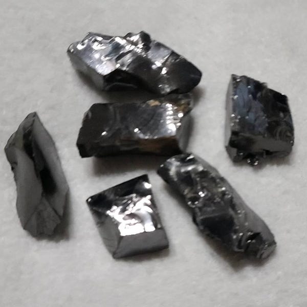 Raw Shungite Stones | Shungite EMF Protection | Shungite Pebble ...