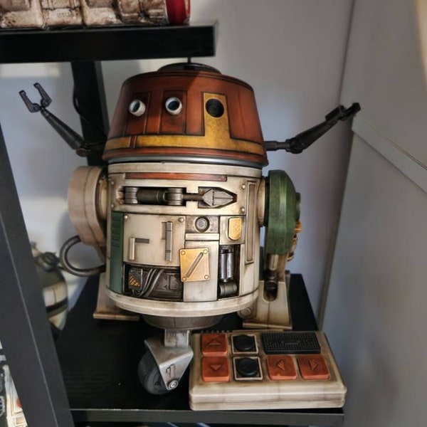 LOLA Kenobi Bug Droid Animatronic Star Wars Custom Weathered or Painted ...