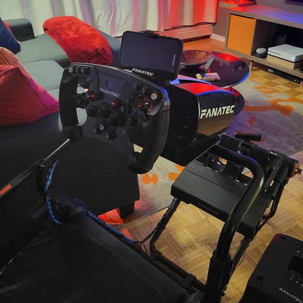 Universal Phone/tablet Mount for All Fanatec Wheelbases - Etsy