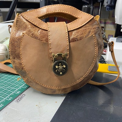 PDF Pattern. Leather ROUND Crossbody Bag With Video - Etsy