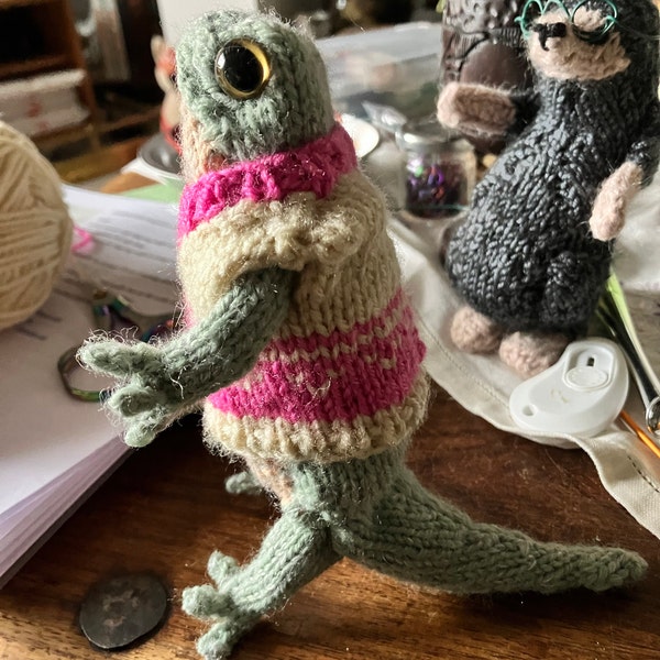 NEWT Knitting Pattern - Etsy