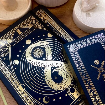 Golden Thread Tarot Deck Gold Foil Stamped Black Plastic Tarot Cards ...
