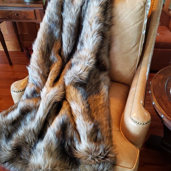 Extra Big Throw-heavyweight Arctic Fox Faux Fur/79”x61"/stylish Warm ...