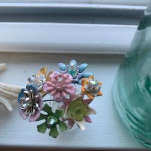 Gold Tone Rhinestone Flat Back Brooch Swinging Drop Pin Clear Crystal ...