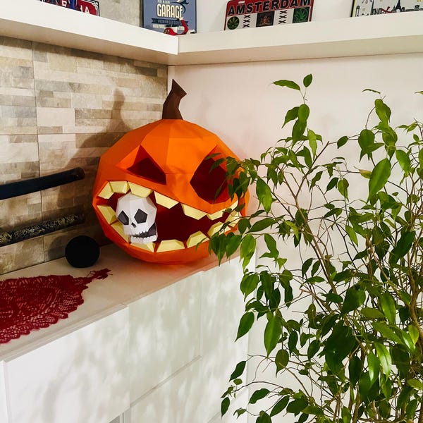 Papercraft Halloween Pumpkin With Skull, Low Poly Pumpkin and Skull ...