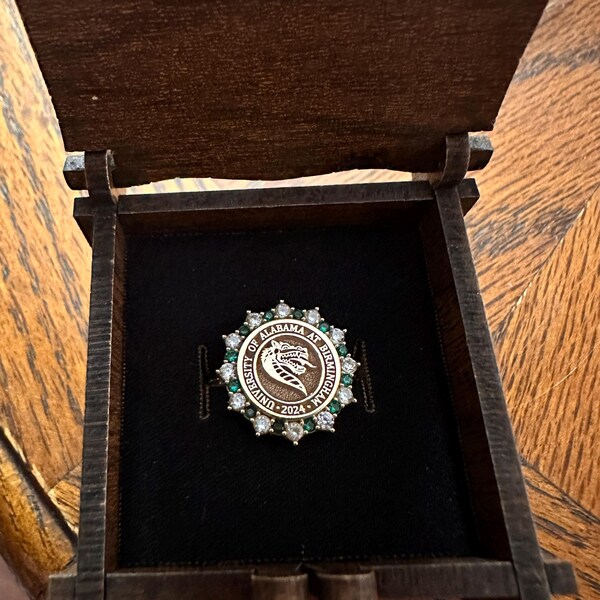 Class Rings, Silver Class Rings, Graduation Rings, Unique Class Rings ...