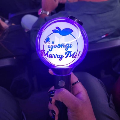 BT21 BTS ARMY Bomb Vinyl Decal Sticker for Your Light Stick - Etsy