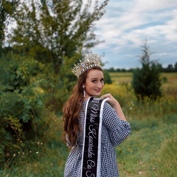 Custom Embroidered Pageant Sash With Cursive Font - Etsy