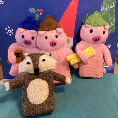 The Three Little Pigs, Finger Puppet Set - Etsy