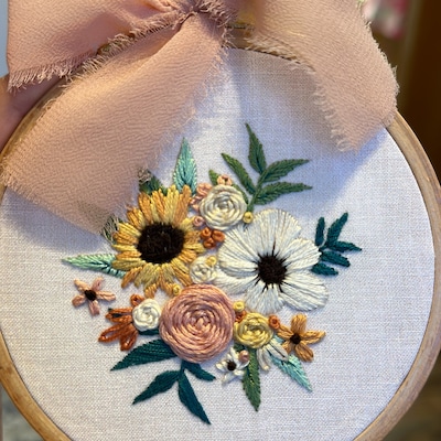 DIY Mini Beginner Embroidery Kit, Small Floral Embroidery Project With ...