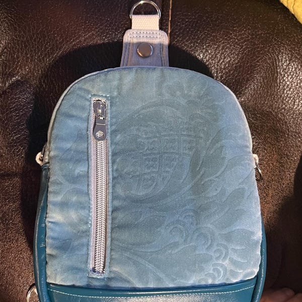 Pebble Sling Bag Sewing Pattern: Convertible Backpack With Video ...