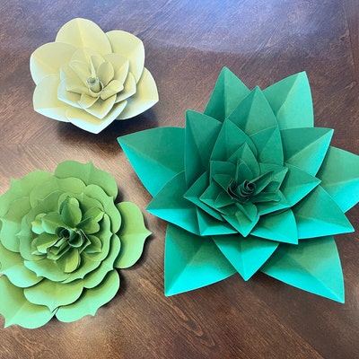 Giant Paper Flowers Pattern Templates & Tutorials Large - Etsy