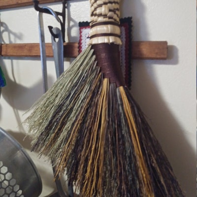 Ozark Hen's Wing Whisk Broom, Hand Tied, Havencroft Farm Broom, Natural ...