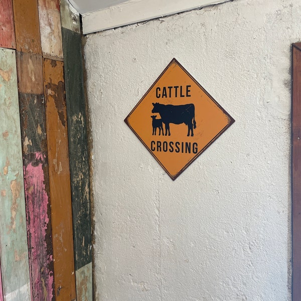 Cattle Crossing Sign: Rustic Farmhouse Xing Décor - Etsy