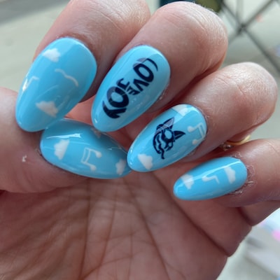 Las Nevadas Nails Quackity Nails - Etsy