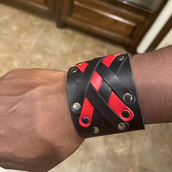 Gauntlet Extra Wide Leather Bracelet Thumb and Fist Fixation 4 Inches ...