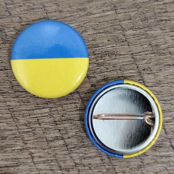 Ukraine Flag Pin, Ukrainian Flag Heart Button, Stand With Ukraine ...