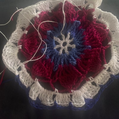 PATTERN Granny Square Shawl Crochet Pattern - Etsy