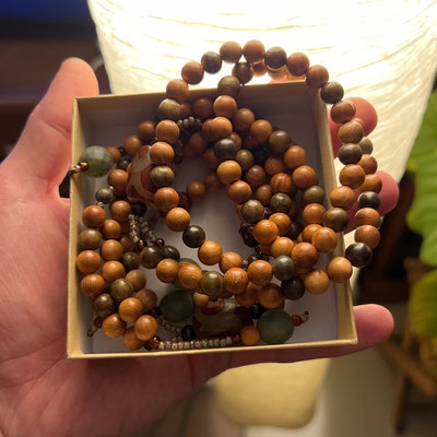 LRG Sandalwood & Seed Buddhist Prayer Beads, SGI Beads, Nichiren Gongyo ...