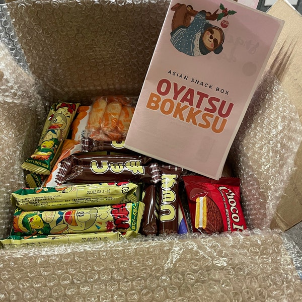 Asian Snack Box Best Value Snack Box Drinks & Full Size Assorted ...