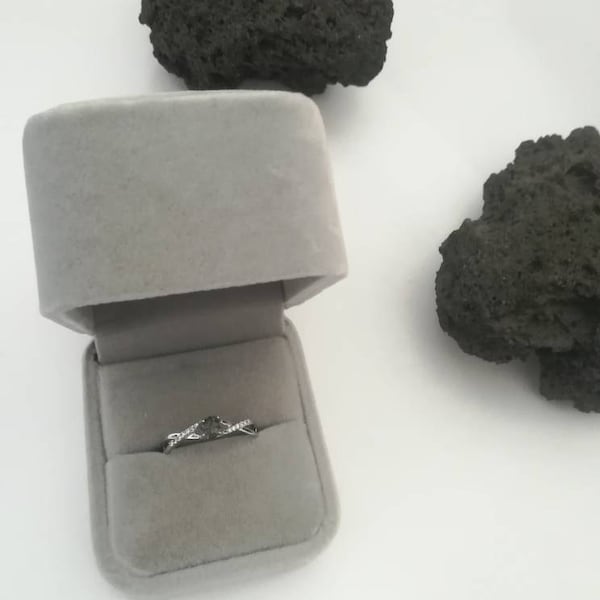 Lava Stone Ring With a Real Lapillo From Vulcano Etna Eruption in 2013 ...