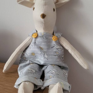 Muis gevulde pop in romper 10 patroon en tutorial, muispatroon, voor ...