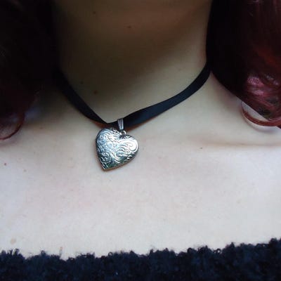 Ribbon Heart Pendant Necklace Ribbon Choker Necklace Silver Heart ...