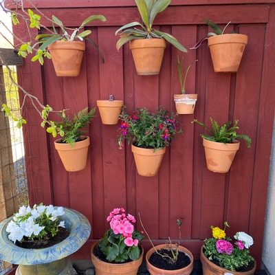 Clay Pot Hangers, Brackets, Plant Holders for Terra Pots. Diy-repurpose ...