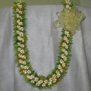 MADE TO ORDER Customized Double Pikake Eyelash Lei With a | Etsy