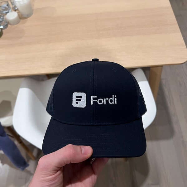 Leather Patch Hats, High Quality Stitching, Custom Logo, Branded Hats ...