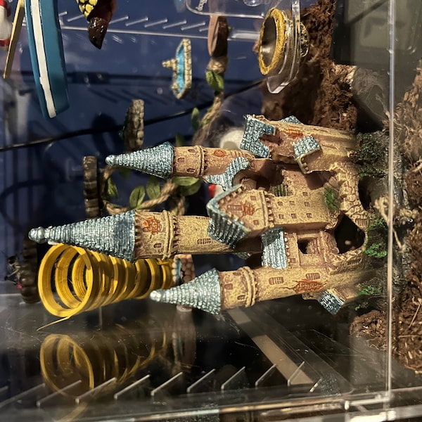 RUINED FAIRY CASTLE | Terrarium & Aquarium Decor | Resin Made ...