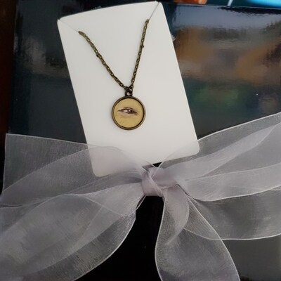 Custom Hand-painted Lovers Eye Locket Pendant Necklace - Etsy