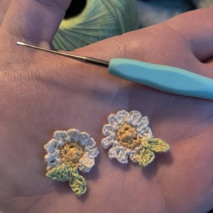 Crochet Sunflower Minimalist Earrings Pattern, Pattern for Beginner ...