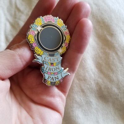 Cast Iron Pan Enamel Pin - Etsy