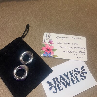 V-SHAPED HANGERS - Etsy