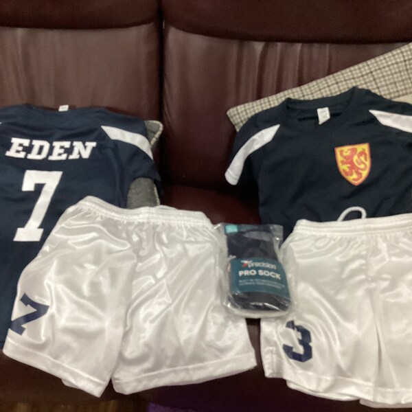 Personalised England Style Sports Kits Football Shirts and Shorts for ...