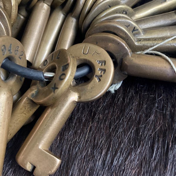 C&WI Brass Hollow Barrel Railroad Key Free S/H K - Etsy