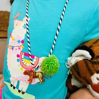 Girls DIY Color Me Athletic Leggings. - Etsy