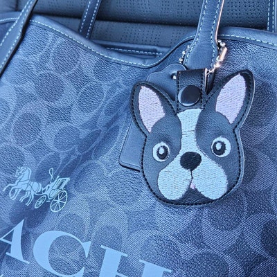 Skull and Crossbones Pirate Embroidered Snap Tab Keychain, Key Fob ...