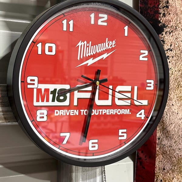 Peterbilt Green Semi Truck Wall Clock - Etsy Peterbilt Green Semi Truck Wall Clock - Etsy