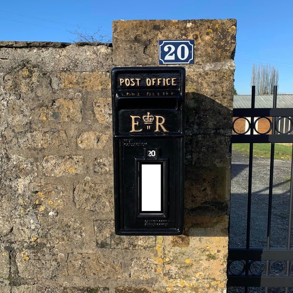 Elizabeth Regina Red ER Post Box - Etsy