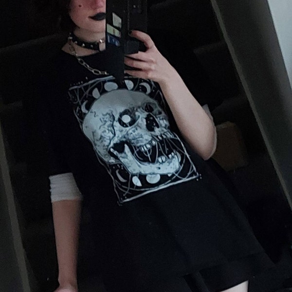 Gothic Skull Shirt Alternative Clothing Moon Phases T Shirt Strega