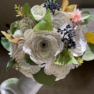 Custom Book Rose Bouquet, Wedding Bouquet - Etsy