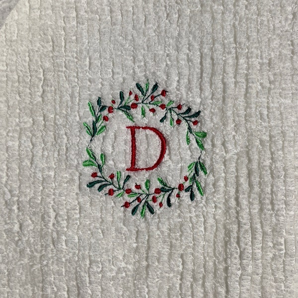 Festive Holiday Monogram Wreath Machine Embroidery Design-instant ...