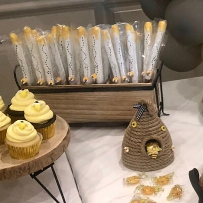 Winnie the Pooh Honey Bee Rice Crispy Treats - Etsy