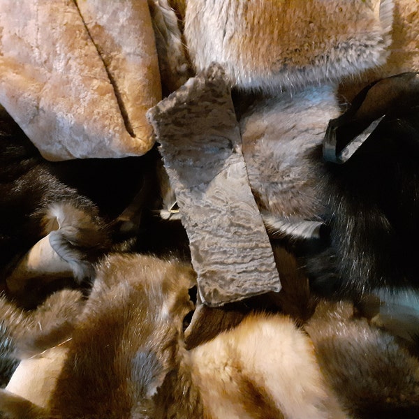 Fenton Ruffle Carnival Glass Bowl Grapes and Vine Leaves - Etsy