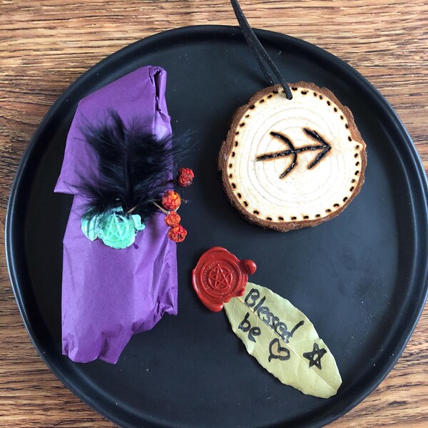 ROWAN & BLACKTHORNS Witches Ladder, Protection, Abundance, Home Warding ...